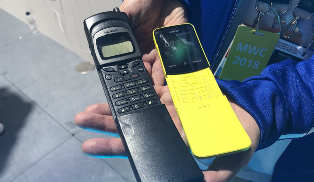Nokia trae de nuevo a la vida el 8110, el móvil de Matrix