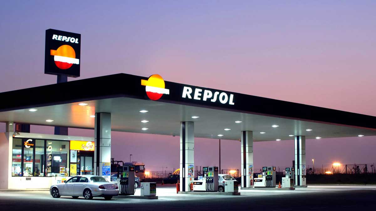 Repsol, la empresa favorita de los españoles del sector del petróleo